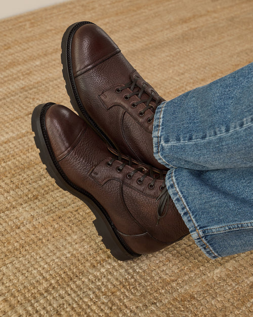 Men's handmade brown deer leather boot | Velasca