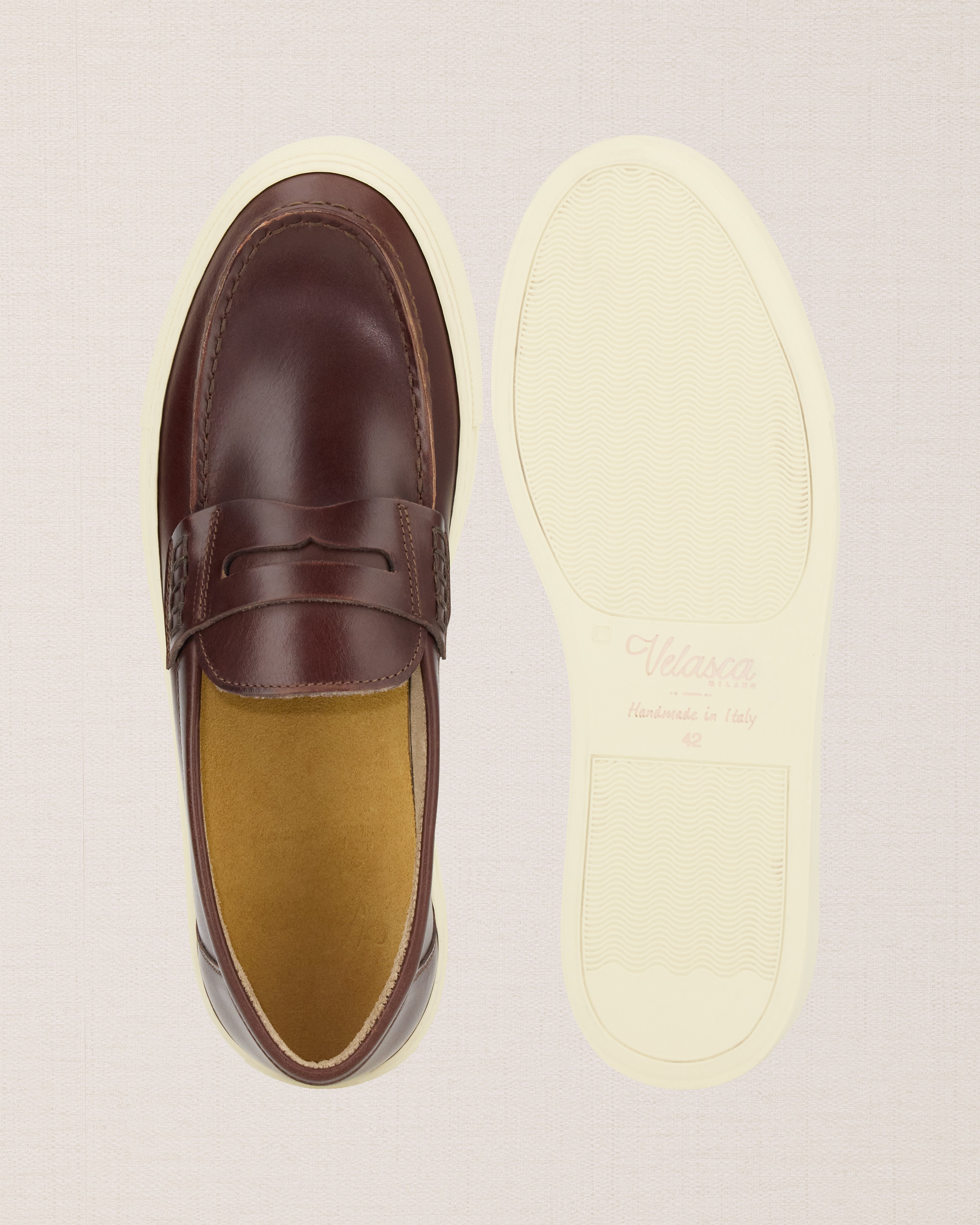 Casual smooth brown leather loafers | Velasca
